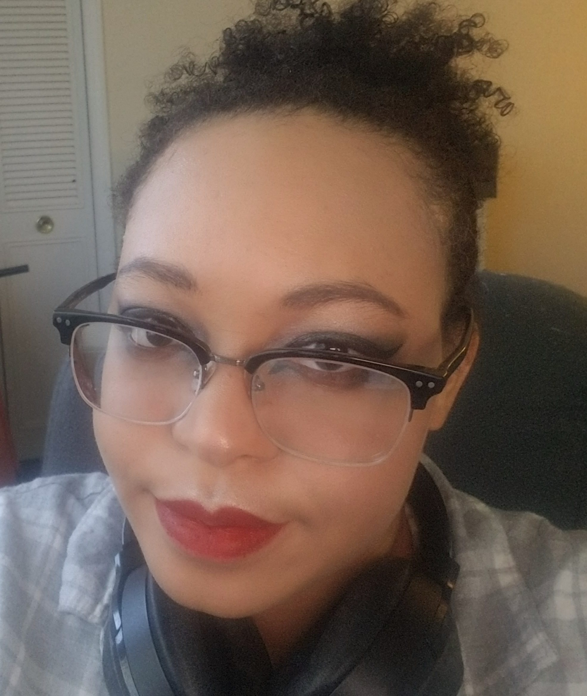 Psychic Readings by Taylor Small | The Psychic Power Network®