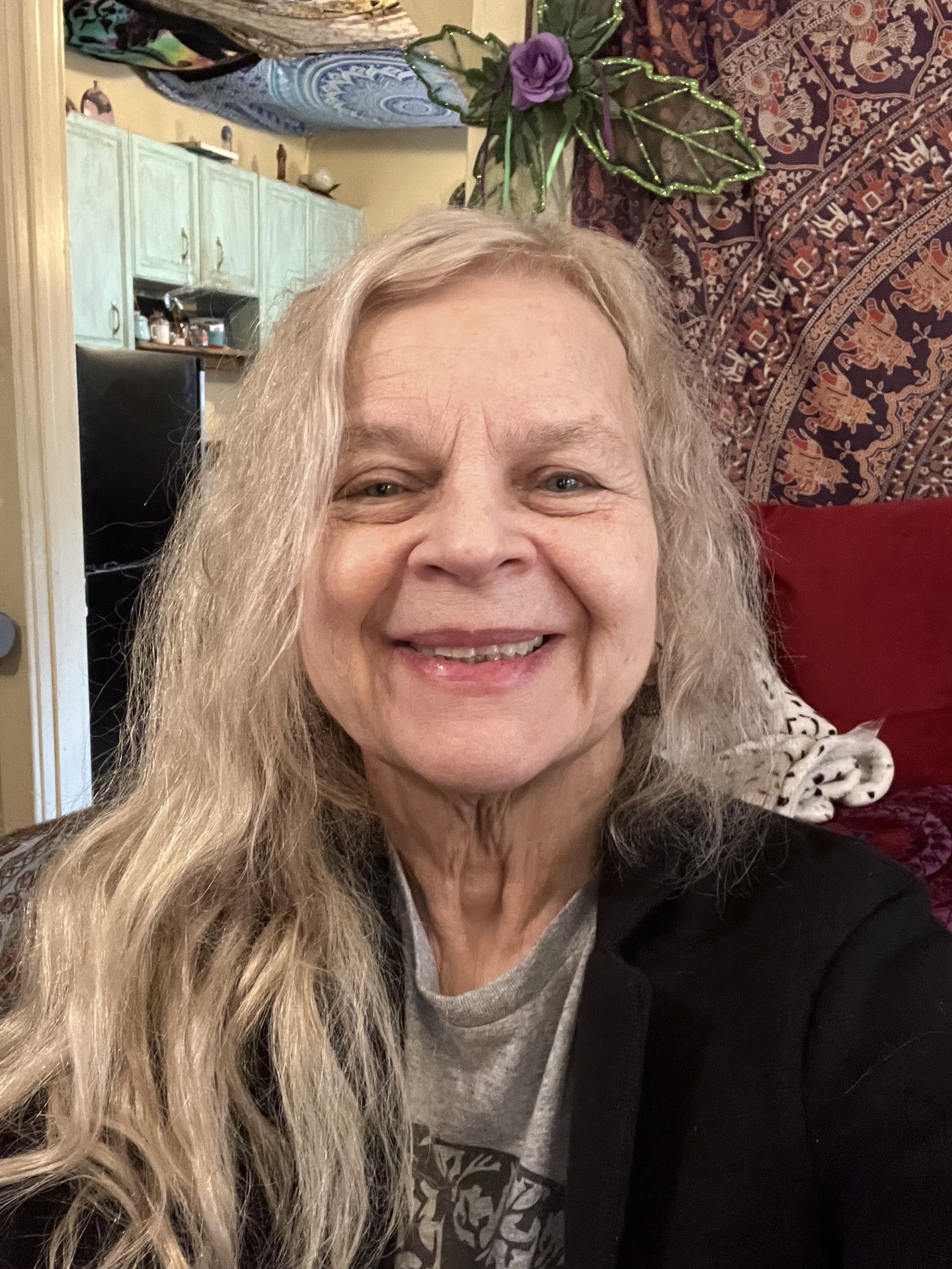 Psychic Readings by Phylomena Knight | The Psychic Power Network®