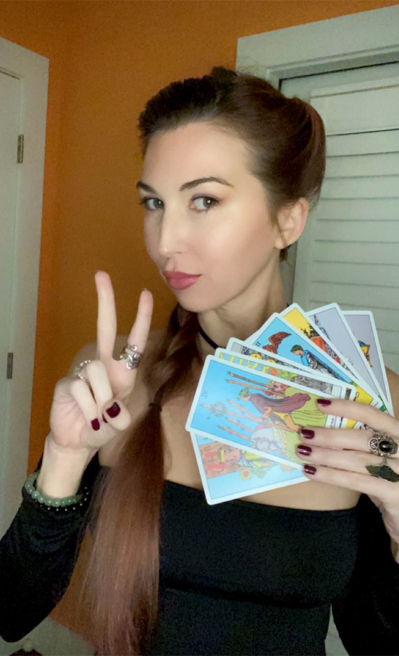 Psychic Readings by Willow Flitter | The Psychic Power Network®