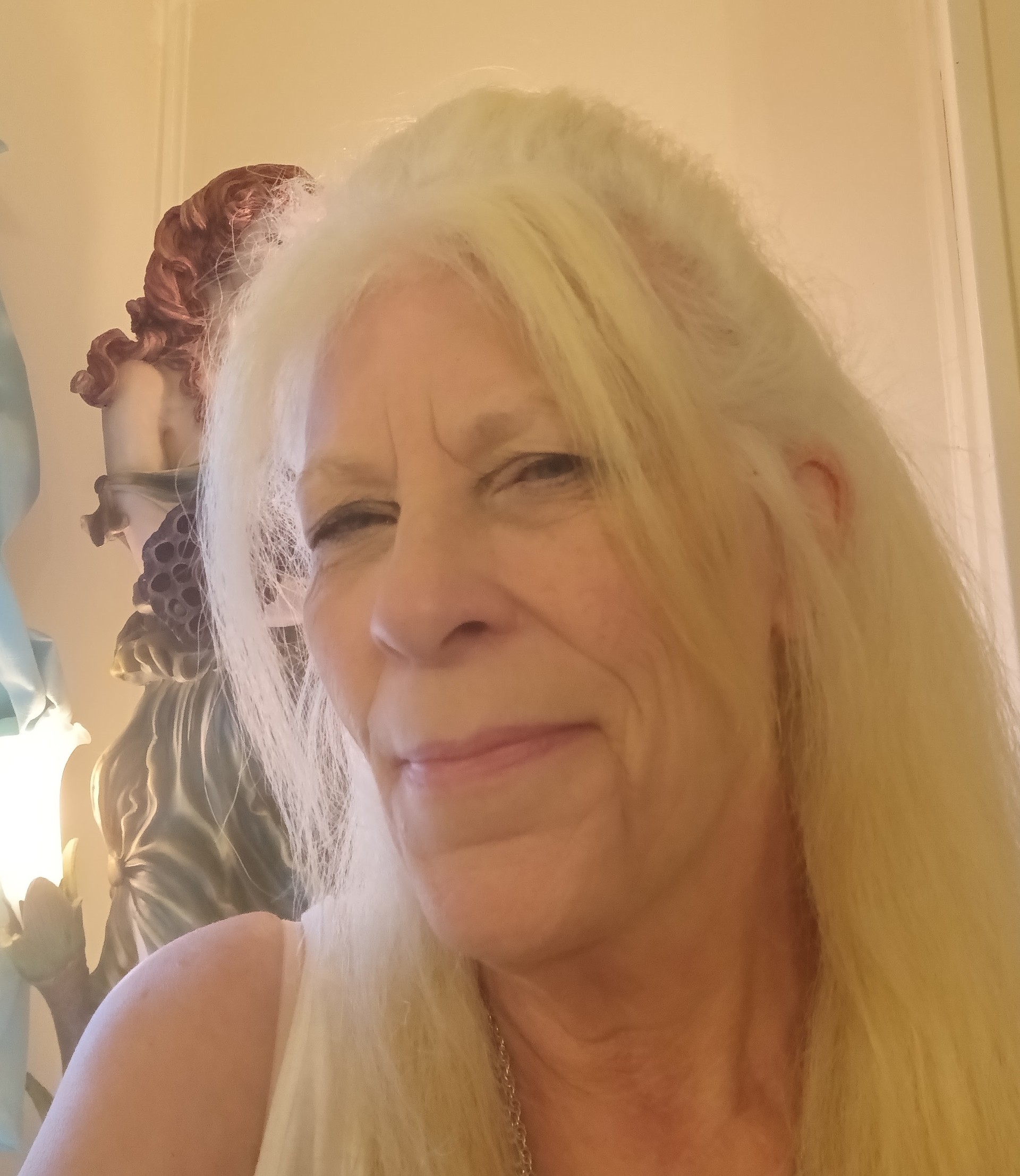 Psychic Readings by Robin Brooks | The Psychic Power Network®