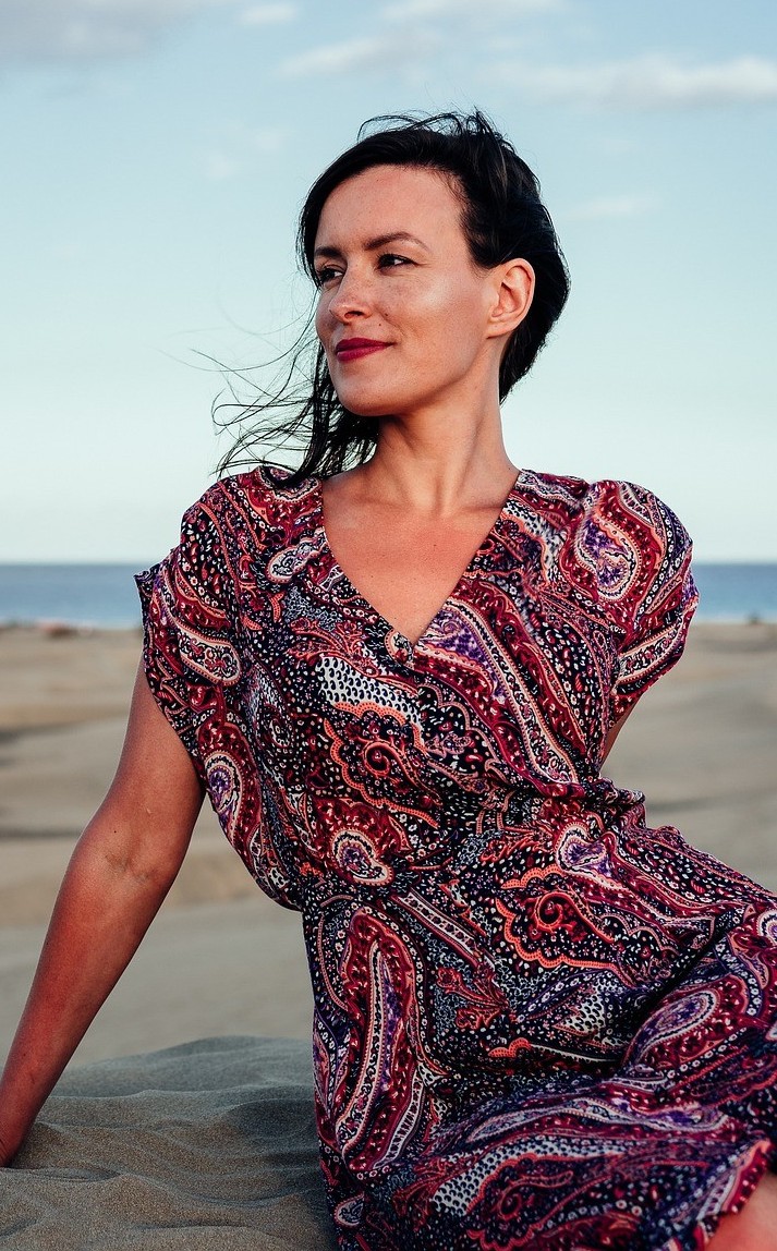 Psychic Readings by Azura Grant | The Psychic Power Network®