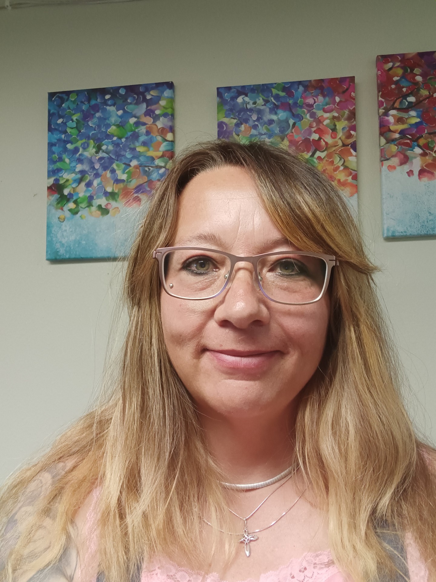 Psychic Readings by Mary Darvinion | The Psychic Power Network®